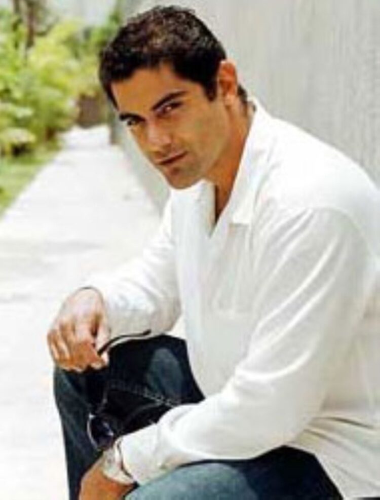 Charlie Massó (Ex – Menudo) lanza su segundo sencillo “No te pegues que ...